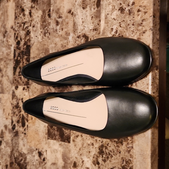 Ecco | Shoes | Ecco Anine Silver Leather Ballerina Flats | Poshmark